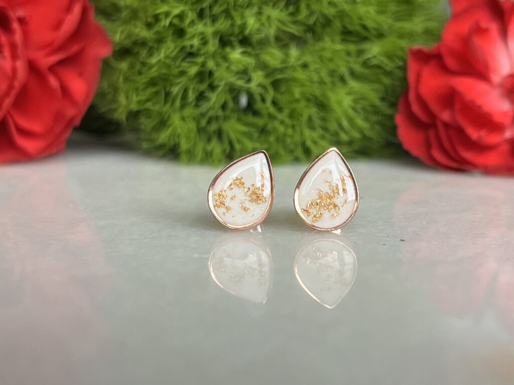 Elsie Earring - Timeless Treasures of Kentucky